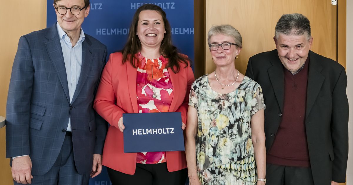 Maike Becker receives the MTZ-Helmholtz Health Award 2024 - Helmholtz ...