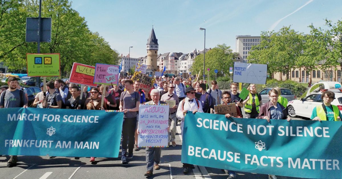March for Science 2018: Demonstration and Dialog - Helmholtz ...