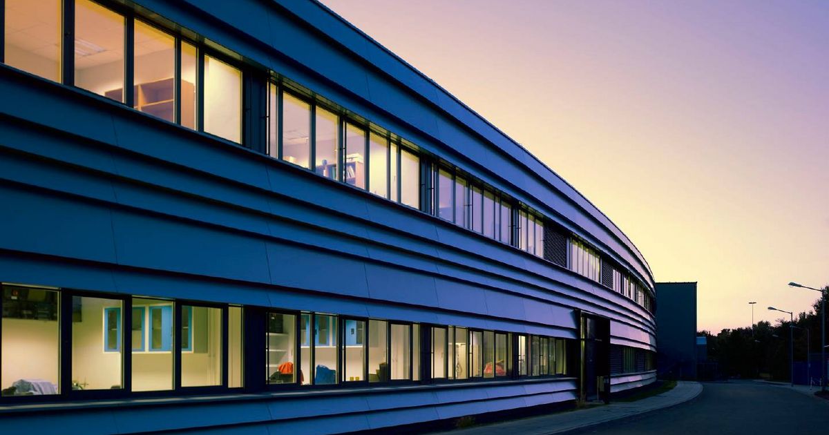 Deutsche Elektronen-Synchrotron DESY - Helmholtz - Association of ...